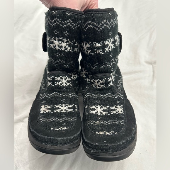 Skechers | Shoes | Sketchers Tone Ups Chalet Carve Fair Isle Boots Size ...